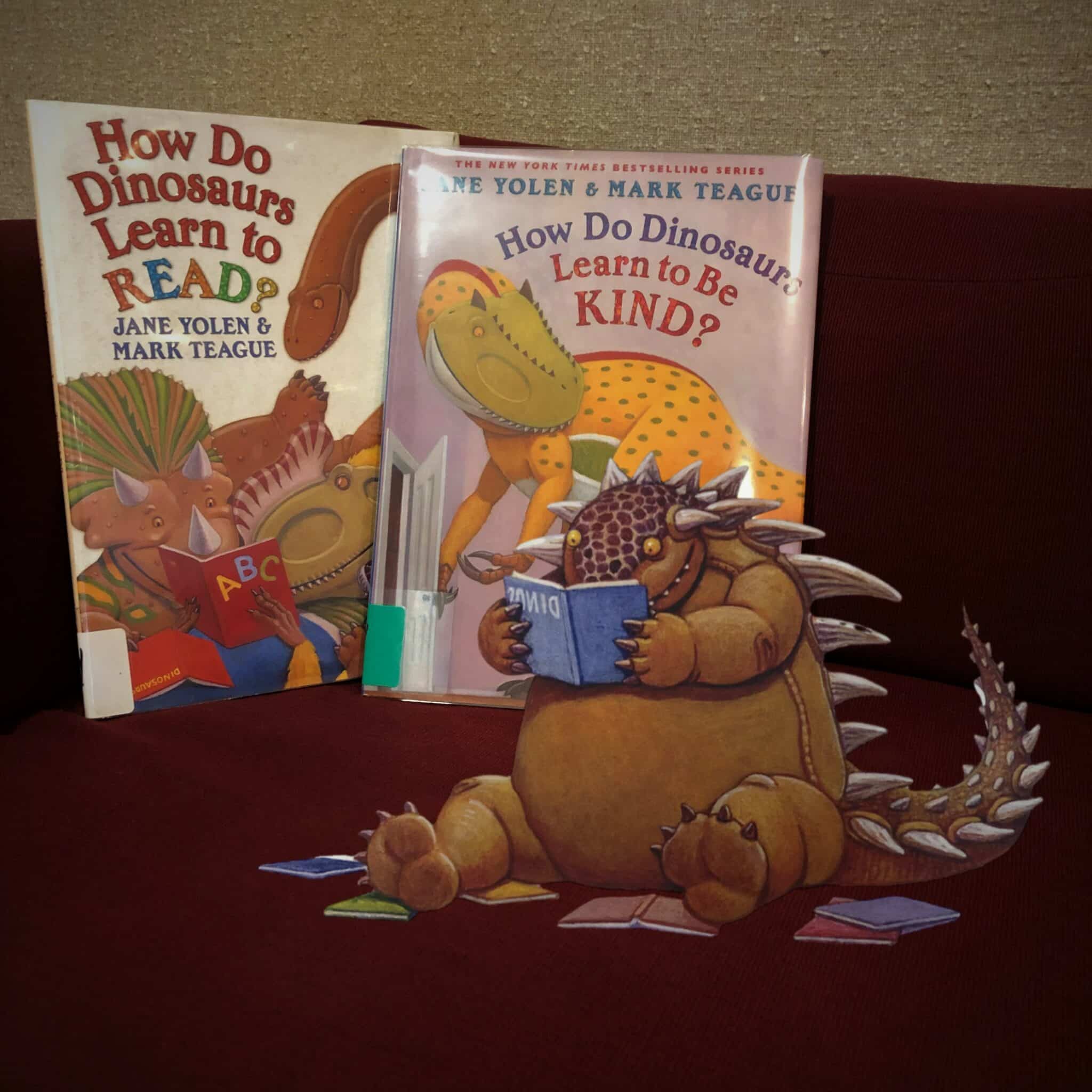 Storybook Friends Meet and Greet: How Do Dinosaurs - The Strong ...